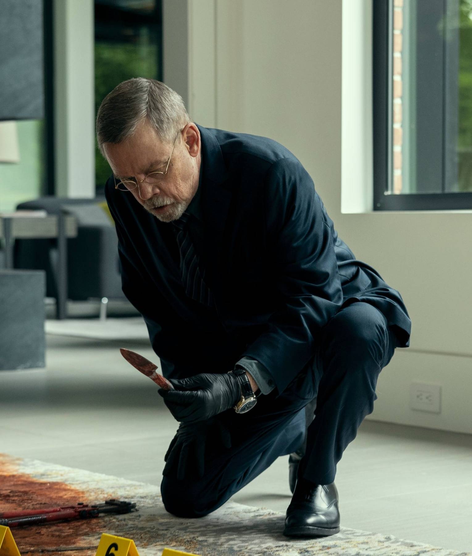 The Fall of the House of Usher Arthur Pym (Mark Hamill) Suit